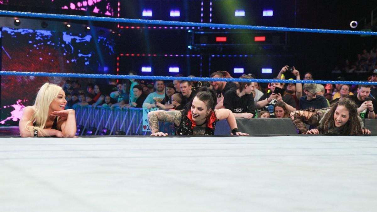 Riott Squad Members Have Fun Wearing Other Wrestlers' Entrance Ring Attire