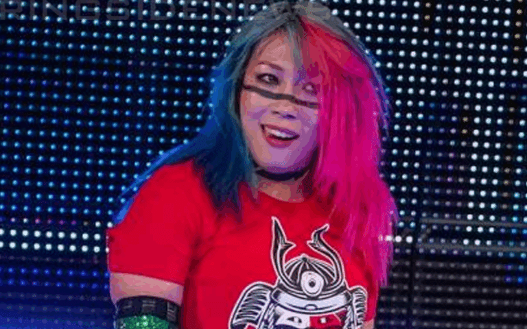Asuka Pulled From Match On WWE SmackDown Live After Injury Scare