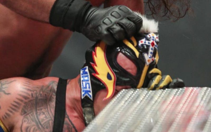 Rey Mysterio Injury Status 'Critical' Following Seth Rollins' Attack On ...