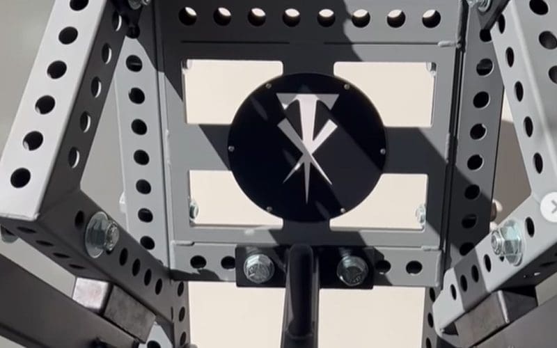 The Undertaker Flexes His New Home Gym Set-Up