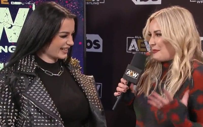 Bayley Has Hilarious Reaction To Renee Paquette & Saraya's AEW Dynamite ...