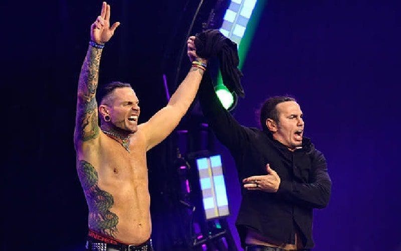 Matt Hardy Reveals What His Brother Jeff Hardy Messaged Him About Jay ...