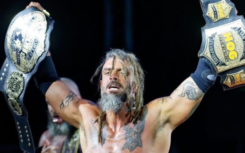 Michael Cole Pays Respect To Jay Briscoe During WWE SmackDown