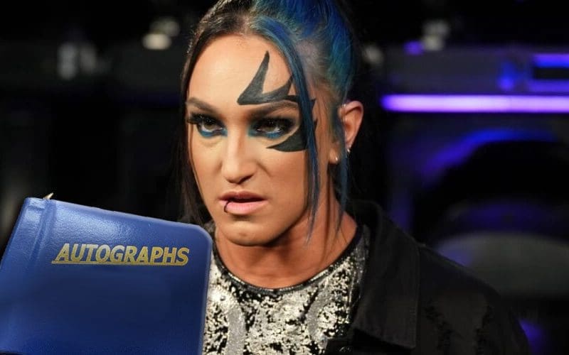 Kris Statlander Accuses Autograph Seeking Fans For Invading Her Privacy