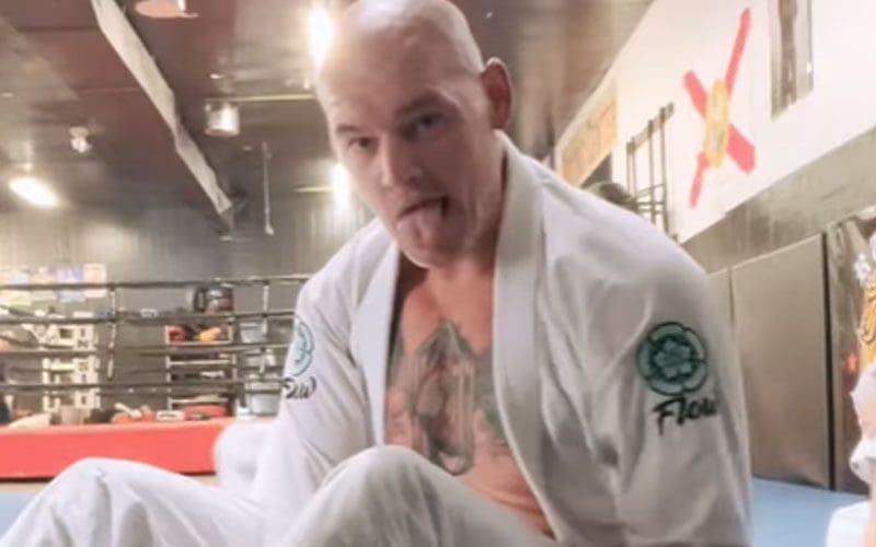 Baron Corbin's MMA Preparation Highlighted in Training Video
