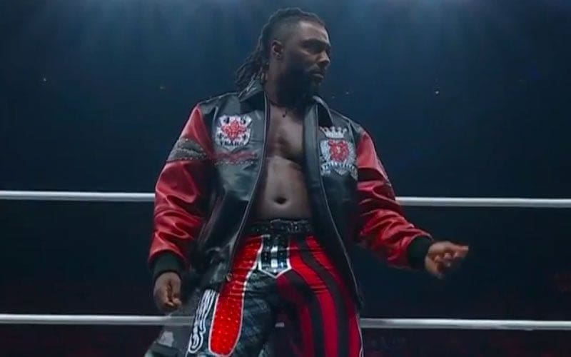 Swerve Strickland's AEW Full Gear Ensemble Seemingly Honored Death ...