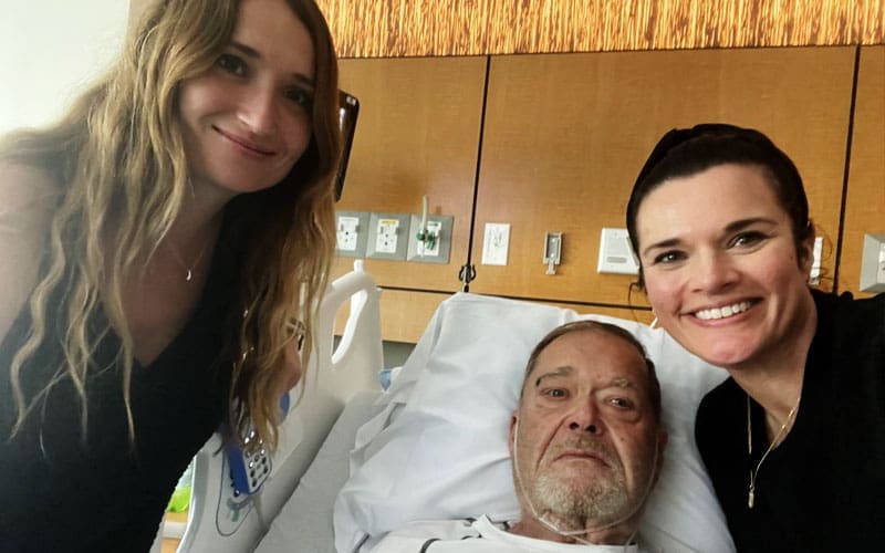 Jim Ross Receives Support from Daughters During Hospital Stay