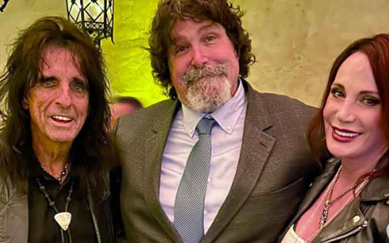 Mick Foley Officiates Wedding Ceremony of Nita Strauss & Josh Villalta