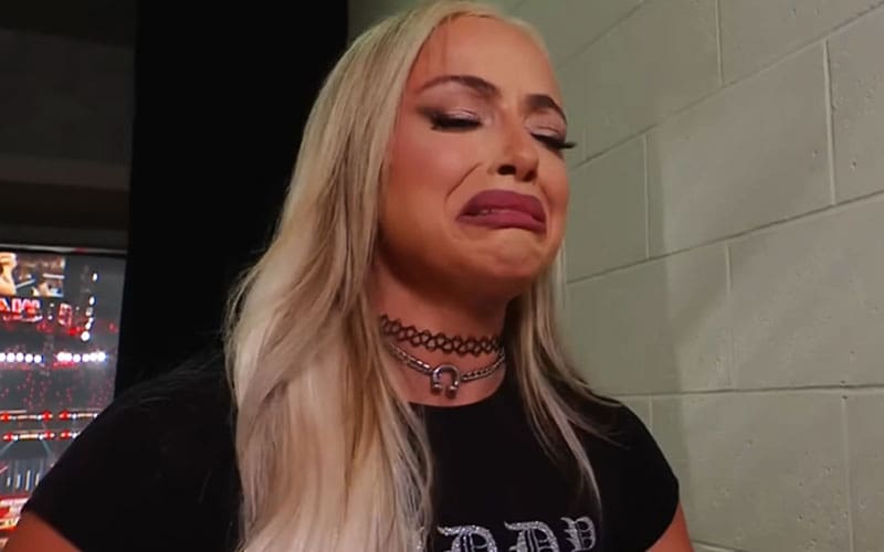 Liv Morgan Cries Uncontrollably Backstage After Dominik Mysterio’s ...