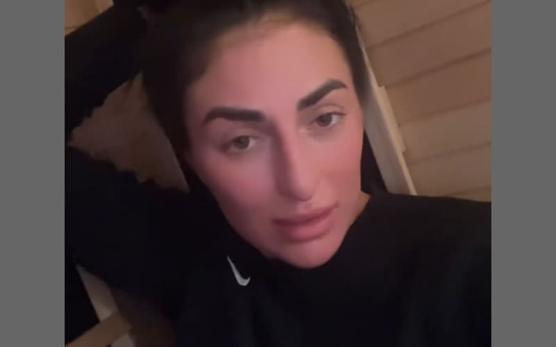 Sonya Deville Announces Being Sick While Still Doing Intense Workout ...
